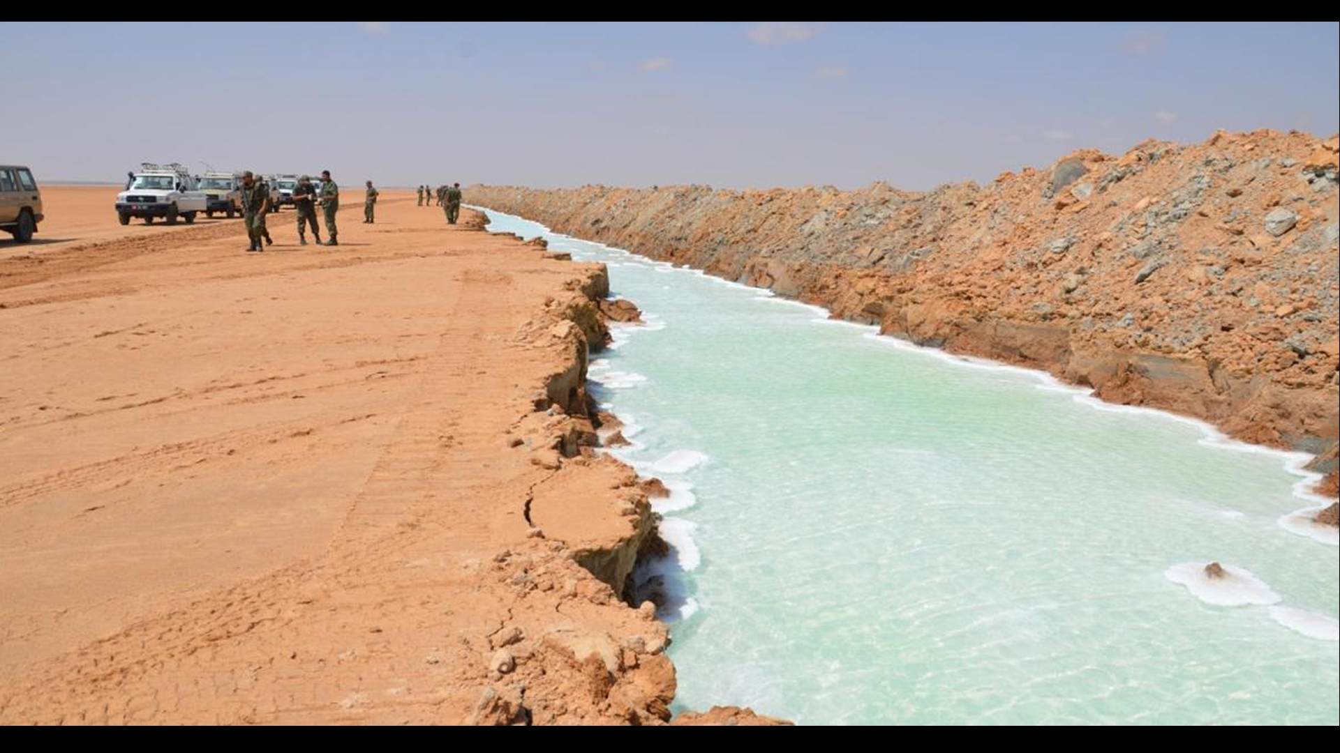 Middle East's many border barriers: do good fences really make good ...