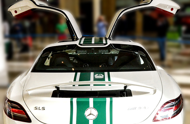 Gawk at the Gulf's flashy cop cars: high-speed car chases just got ...