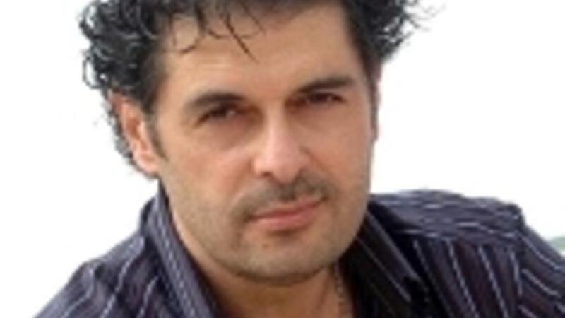 Virgin Mega Stores present Ragheb Alameh with a platinum record | Al Bawaba